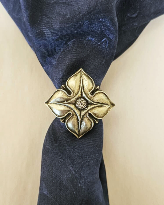 Accessories - 100% Silk Wild Rags, Cowboy Bandanas – FRONTIER